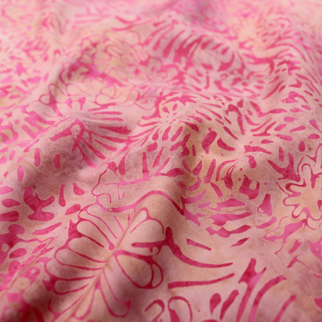 BK138 Artisan Bali Batik, 100% Cotton, 112cm Wide – Fabric Freedom