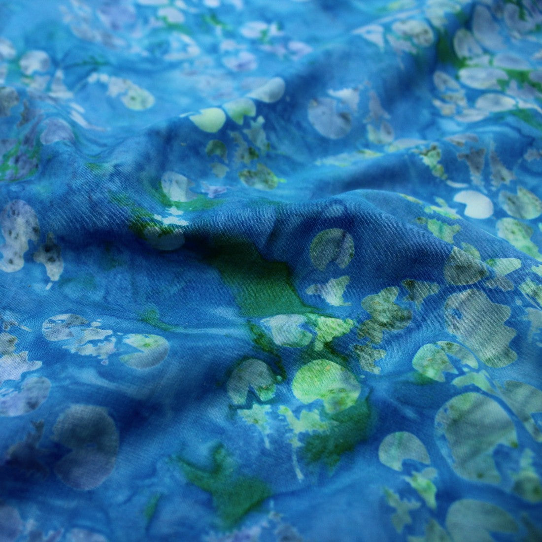 BK402 Artisan Bali Batik, 100% Cotton, 112cm Wide – Fabric Freedom